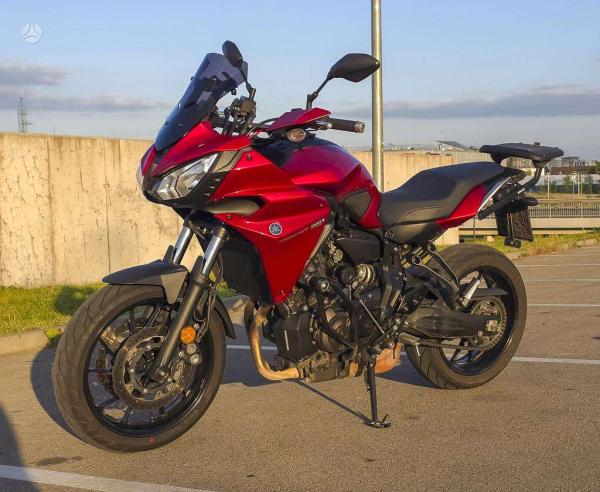 Red Yamaha Tracer 2018 in Kaunas, with an engine capacity of 0.70 L and mileage of 48 thousand km for 4300 €, photo 10 on AUTOMOTO.COM.LV