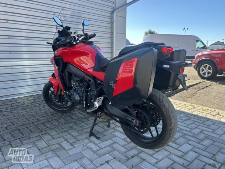 Красный Ямаха Tracer 2022 в Радвилишкис, объемом двигателя 0.89 л и пробегом 25 тыс. км за 7450 €, фото 4 на AUTOMOTO.COM.LV