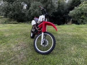 Yamaha TT 600 1985 Jelgava, ar dzinēja tilpumu 0.60 L un nobraukumu 0 tūkst. km par 900 €, foto 6 vietnē AUTOMOTO.COM.LV