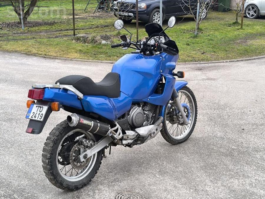 Yamaha TZ 750 1990 Tukums, ar dzinēja tilpumu 0.75 L un nobraukumu 0 tūkst. km par 2800 €, foto 4 vietnē AUTOMOTO.COM.LV