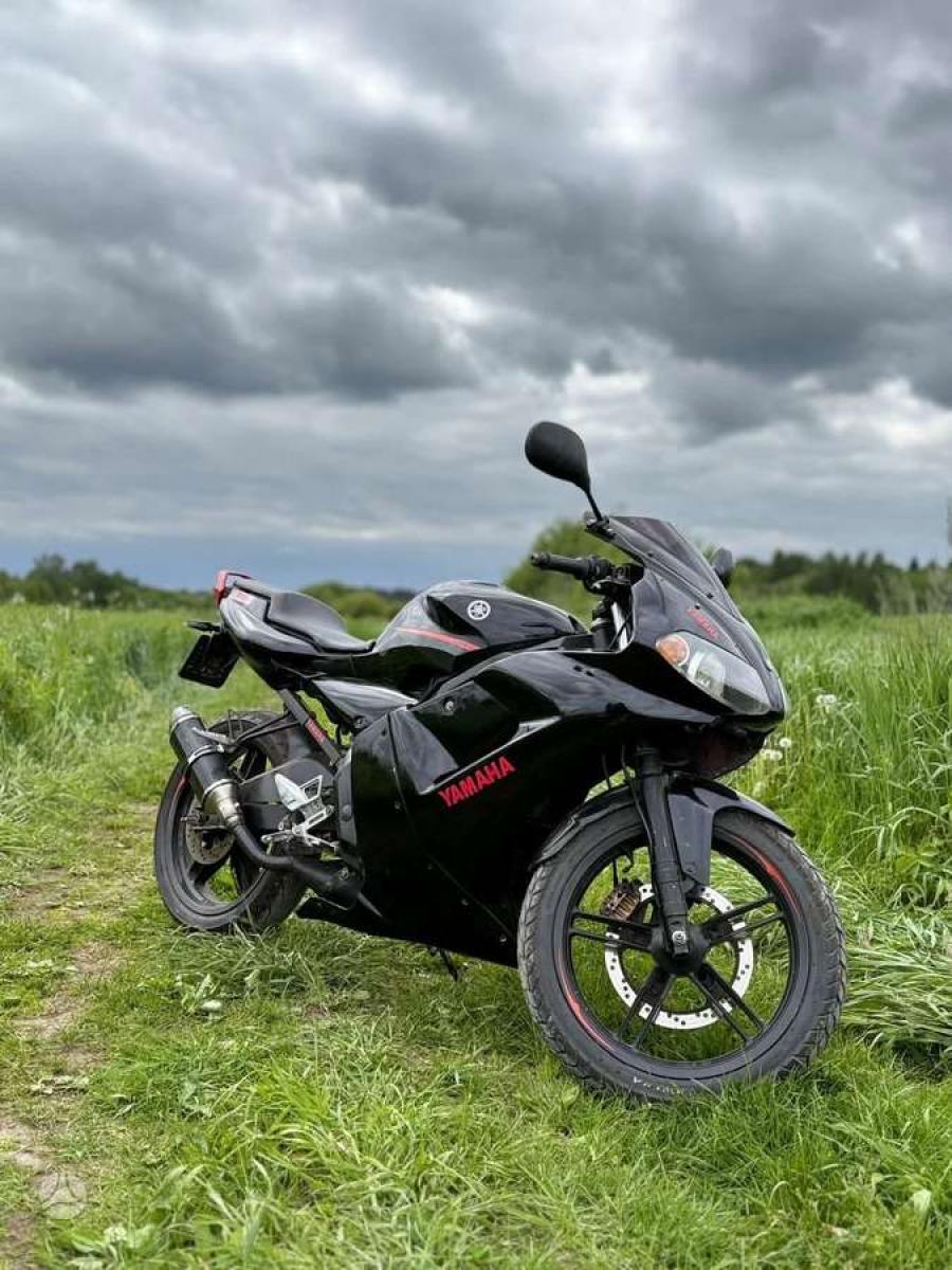 Черный Ямаха TZR 2007 в Вильнюс, объемом двигателя 50.00 л и пробегом 22 тыс. км за 1150 €, фото 4 на AUTOMOTO.COM.LV
