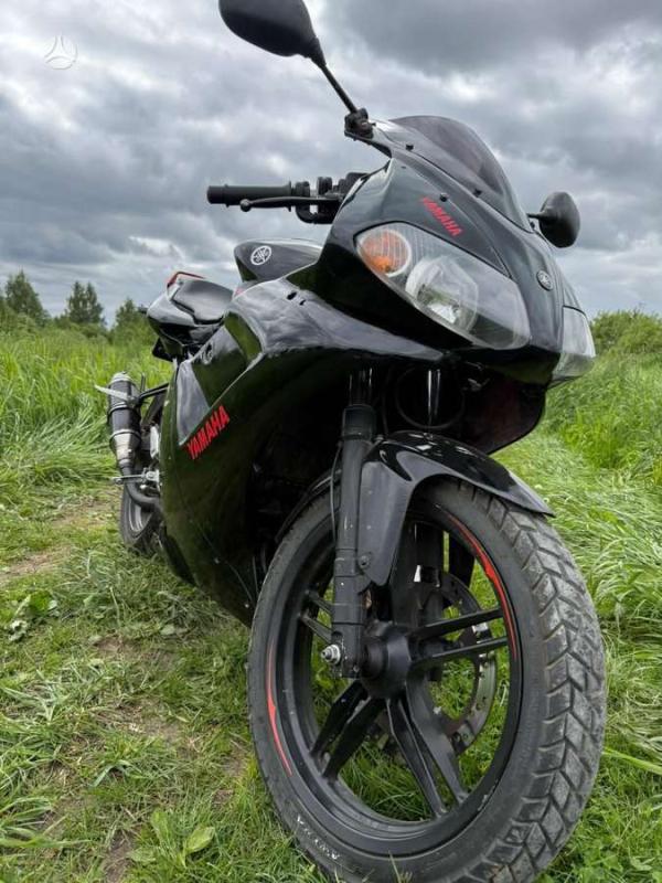 Черный Ямаха TZR 2007 в Вильнюс, объемом двигателя 50.00 л и пробегом 22 тыс. км за 1150 €, фото 5 на AUTOMOTO.COM.LV