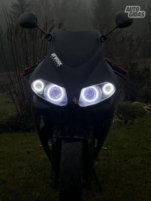 Melns Yamaha TZR 2009 Kelmė, ar dzinēja tilpumu 0.05 L un nobraukumu 5 tūkst. km par 1850 €, foto 3 vietnē AUTOMOTO.COM.LV