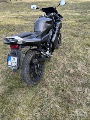 Black Yamaha TZR 2010 in Trakai, with an engine capacity of 0.05 L and mileage of 30 thousand km for 1400 €, photo 3 on AUTOMOTO.COM.LV