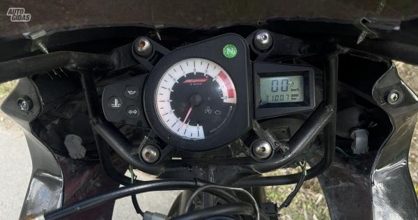 Melns Yamaha TZR 2010 Kelmė, ar dzinēja tilpumu 0.05 L un nobraukumu 31 tūkst. km par 1700 €, foto 7 vietnē AUTOMOTO.COM.LV