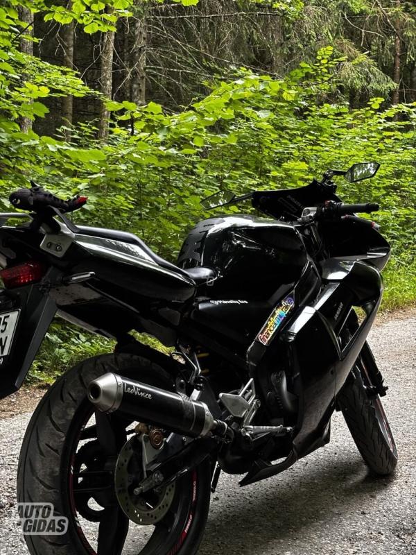 Black Yamaha TZR 2011 in Kretinga, with an engine capacity of 0.05 L and mileage of 39 thousand km for 1899 €, photo 5 on AUTOMOTO.COM.LV