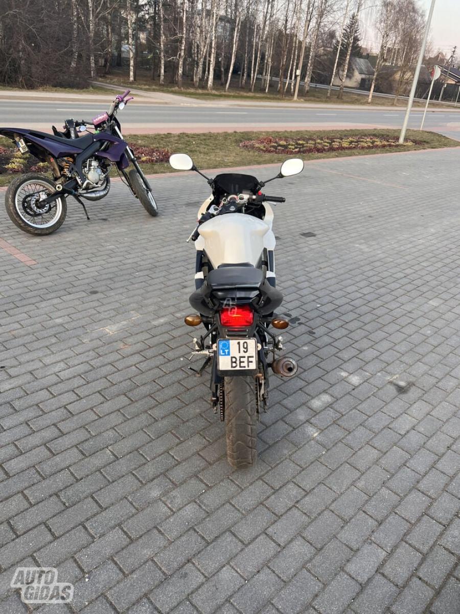 Black Yamaha TZR 2014 in Raseiniai, with an engine capacity of 0.05 L and mileage of 19 thousand km for 1700 €, photo 9 on AUTOMOTO.COM.LV