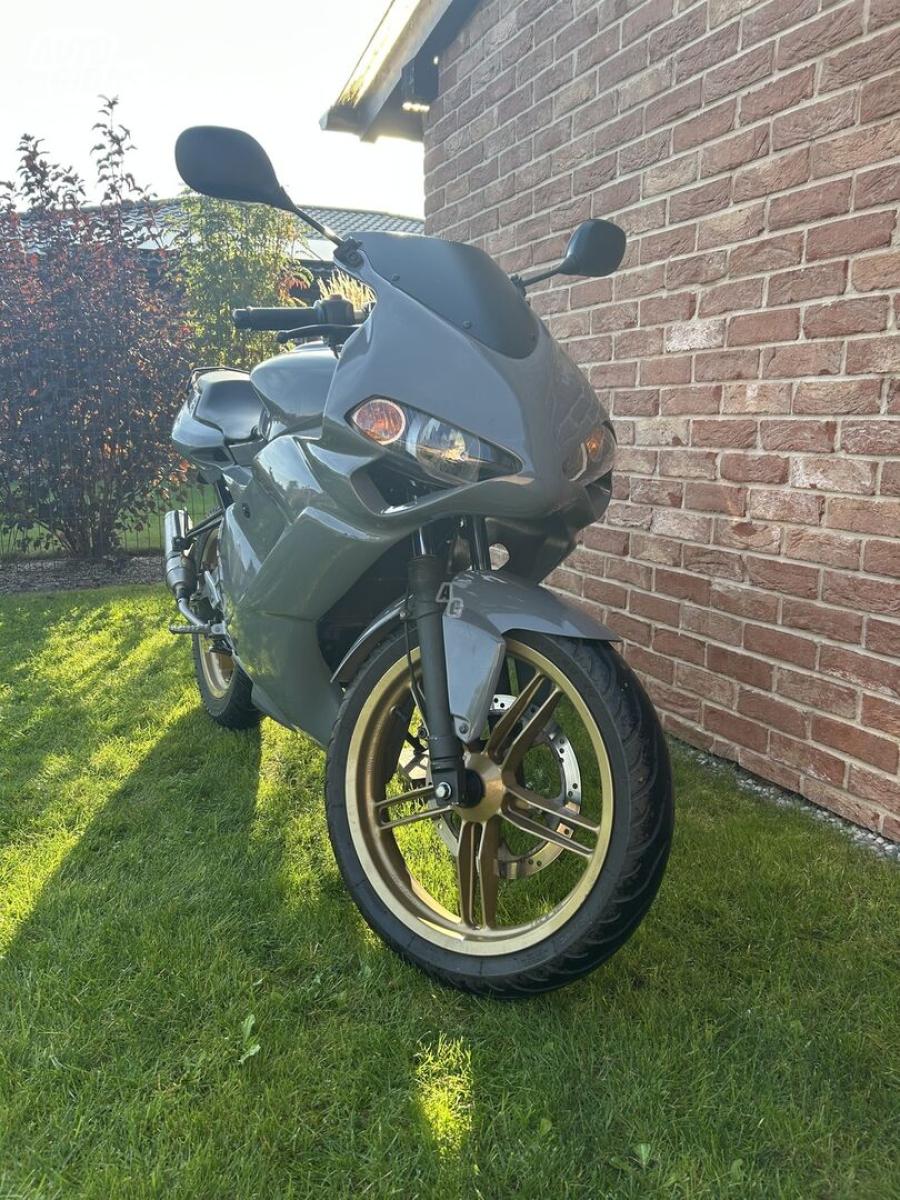Grey Yamaha TZR 2014 in Kaunas, with an engine capacity of 0.05 L and mileage of 30 thousand km for 2000 €, photo 1 on AUTOMOTO.COM.LV