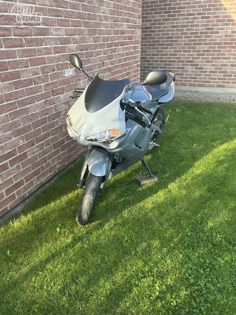 Grey Yamaha TZR 2014 in Kaunas, with an engine capacity of 0.05 L and mileage of 30 thousand km for 2000 €, photo 3 on AUTOMOTO.COM.LV