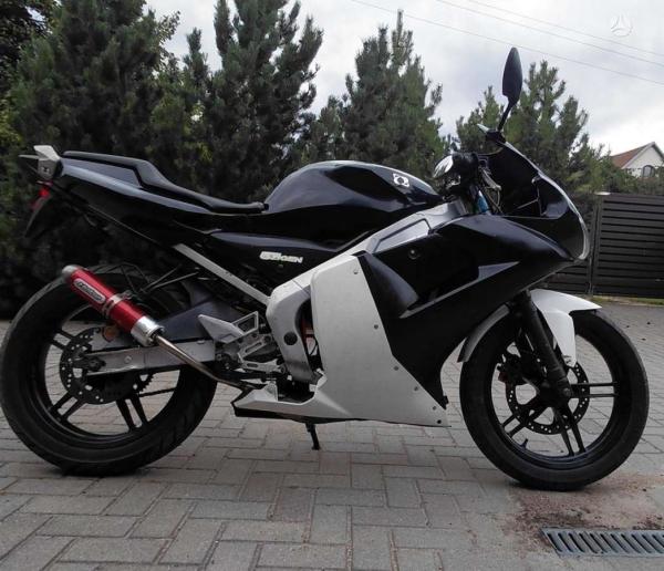 Yamaha TZR 2006 Kauņa, ar dzinēja tilpumu 50.00 L un nobraukumu 10 tūkst. km par 1700 €, foto 1 vietnē AUTOMOTO.COM.LV