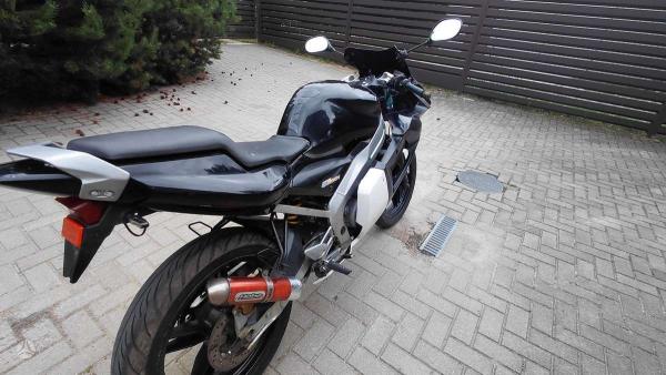 Yamaha TZR 2006 Kauņa, ar dzinēja tilpumu 50.00 L un nobraukumu 10 tūkst. km par 1700 €, foto 6 vietnē AUTOMOTO.COM.LV