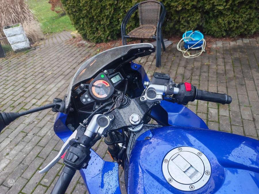Yamaha TZR 2010 Viļņa, ar dzinēja tilpumu 50.00 L un nobraukumu 10 tūkst. km par 1900 €, foto 10 vietnē AUTOMOTO.COM.LV