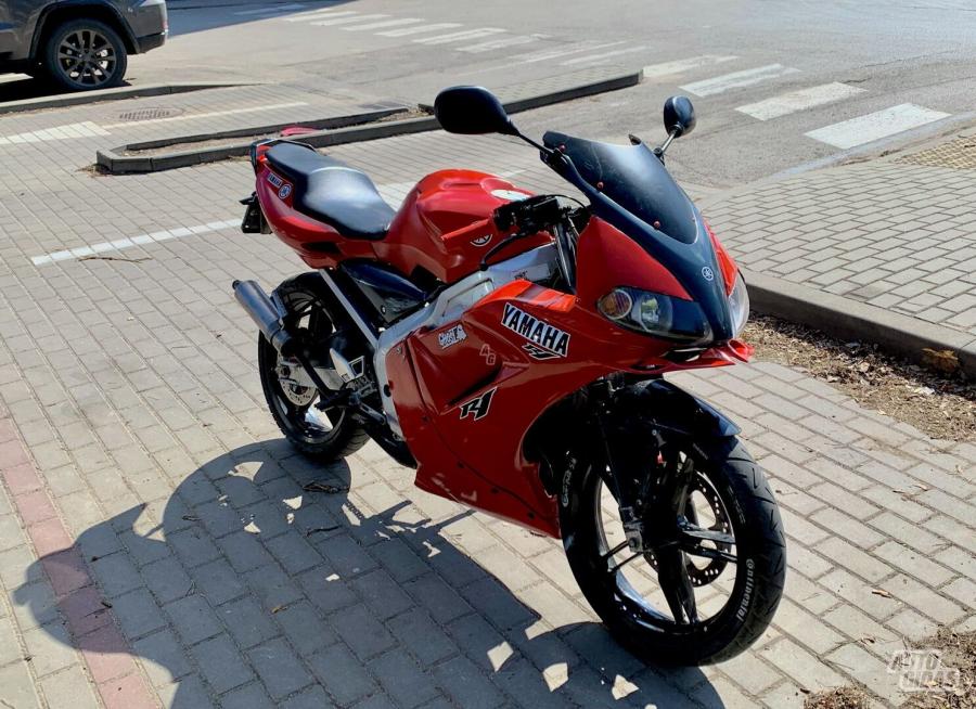 Sarkans Yamaha TZR 2003 Kauņa, ar dzinēja tilpumu 0.05 L un nobraukumu 30 tūkst. km par 1200 €, foto 4 vietnē AUTOMOTO.COM.LV