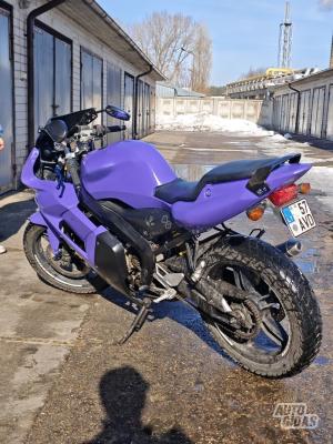 Violet Yamaha TZR 2005 in Palanga, with an engine capacity of 0.05 L and mileage of 22 thousand km for 1450 €, photo 3 on AUTOMOTO.COM.LV