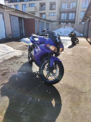 Violet Yamaha TZR 2005 in Palanga, with an engine capacity of 0.05 L and mileage of 22 thousand km for 1450 €, photo 12 on AUTOMOTO.COM.LV