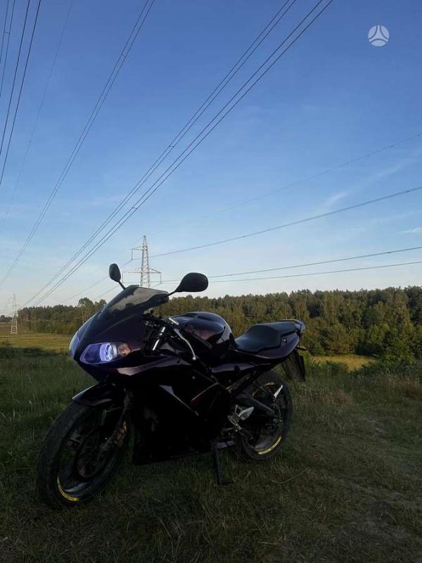 Violets Yamaha TZR 2011 Gargždai, ar dzinēja tilpumu 50.00 L un nobraukumu 31 tūkst. km par 1400 €, foto 1 vietnē AUTOMOTO.COM.LV