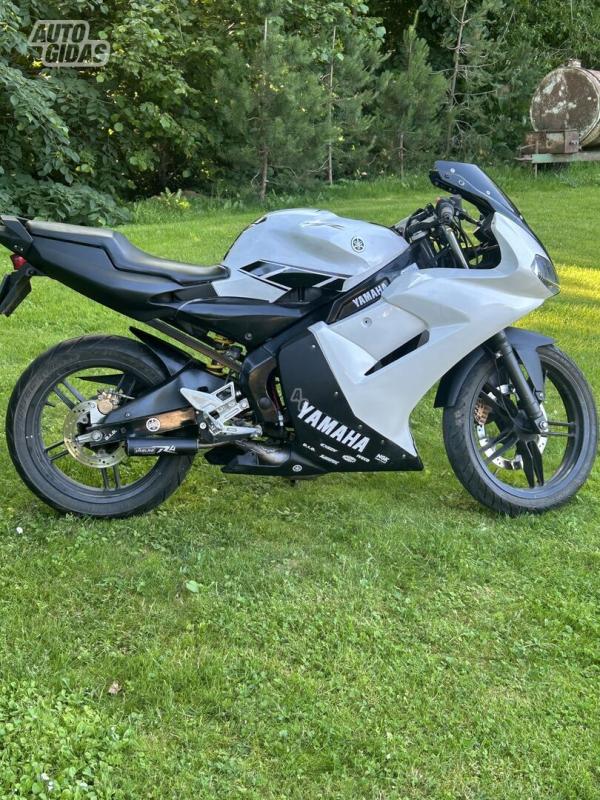 White Yamaha TZR 2011 in Kelme, with an engine capacity of 0.05 L and mileage of 29 thousand km for 1350 €, photo 3 on AUTOMOTO.COM.LV