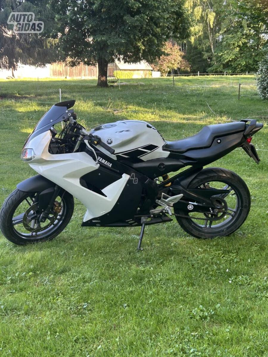 Balts Yamaha TZR 2011 Kelmė, ar dzinēja tilpumu 0.05 L un nobraukumu 29 tūkst. km par 1350 €, foto 5 vietnē AUTOMOTO.COM.LV