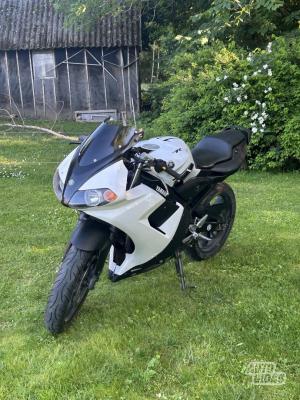 Balts Yamaha TZR 2011 Kelmė, ar dzinēja tilpumu 0.05 L un nobraukumu 29 tūkst. km par 1350 €, foto 13 vietnē AUTOMOTO.COM.LV