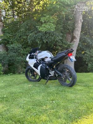 Balts Yamaha TZR 2011 Kelmė, ar dzinēja tilpumu 0.05 L un nobraukumu 29 tūkst. km par 1350 €, foto 15 vietnē AUTOMOTO.COM.LV