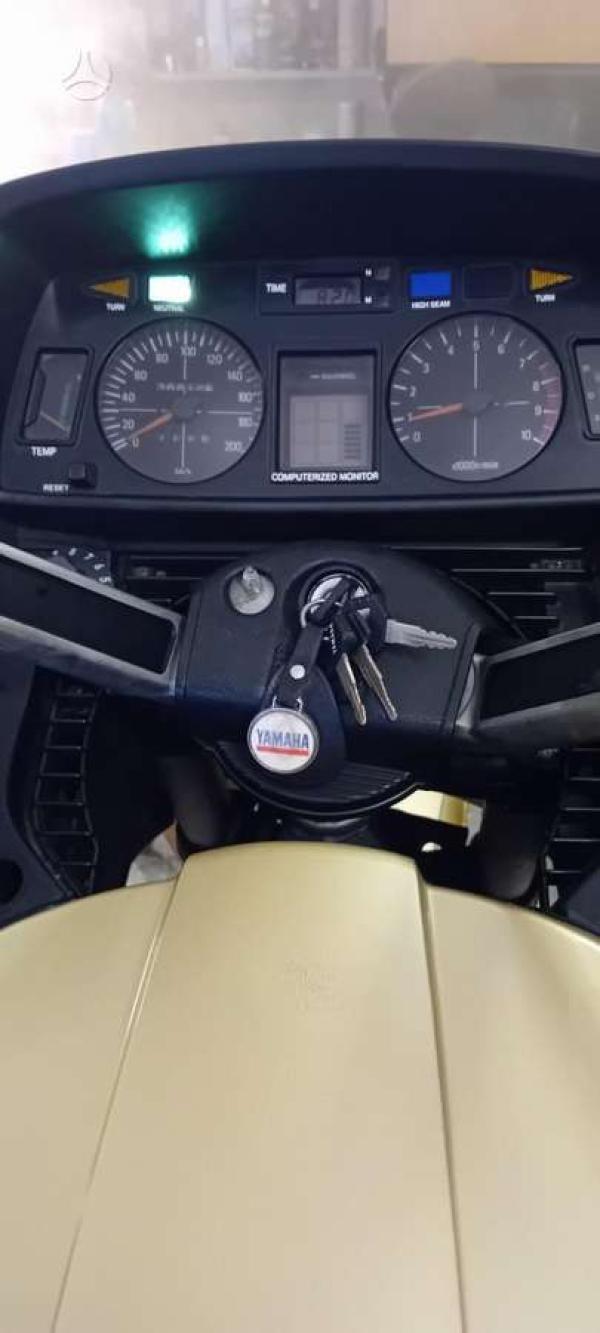 Dzeltens Yamaha Venture Royale 1984 Visaginas, ar dzinēja tilpumu 0.00 L un nobraukumu 40 tūkst. km par 2600 €, foto 10 vietnē AUTOMOTO.COM.LV