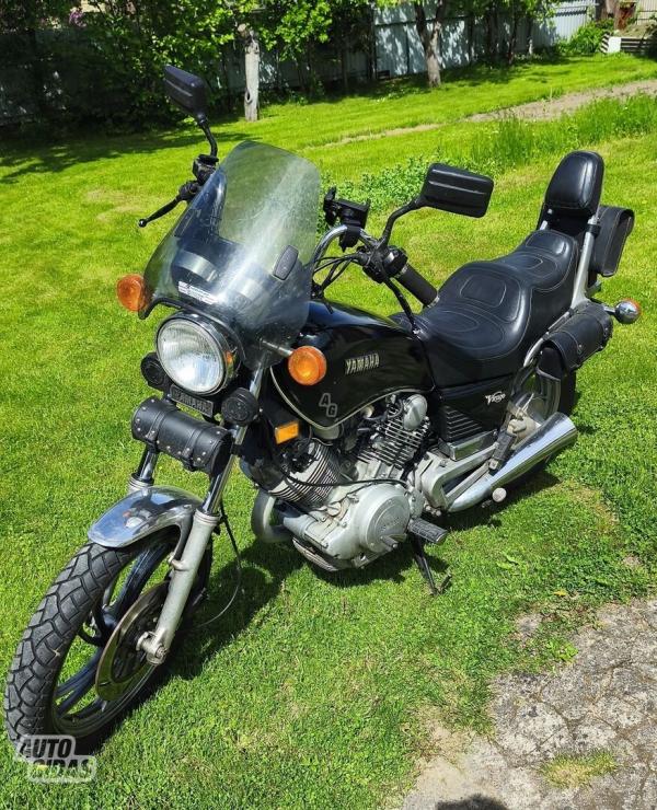 Melns Yamaha Virago 1983 Panevēža, ar dzinēja tilpumu 0.92 L un nobraukumu 14 tūkst. km par 1550 €, foto 4 vietnē AUTOMOTO.COM.LV