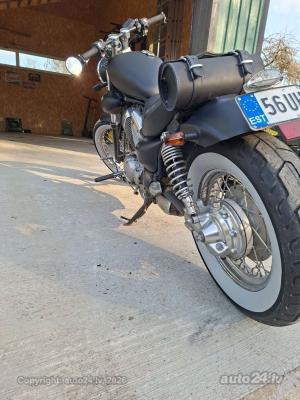 Melns Yamaha Virago 1992 Tallina, ar dzinēja tilpumu 0.53 L un nobraukumu 24 tūkst. km par 2500 €, foto 4 vietnē AUTOMOTO.COM.LV