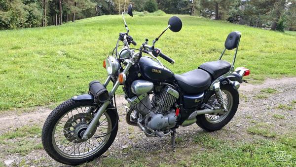 Zils Yamaha Virago 1990 Viļņa, ar dzinēja tilpumu 0.54 L un nobraukumu 17 tūkst. km par 1250 €, foto 6 vietnē AUTOMOTO.COM.LV