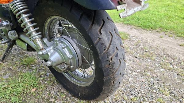 Zils Yamaha Virago 1990 Viļņa, ar dzinēja tilpumu 0.54 L un nobraukumu 17 tūkst. km par 1250 €, foto 10 vietnē AUTOMOTO.COM.LV