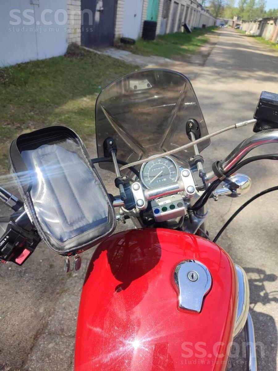 Yamaha Virago 1992 Rīga, ar dzinēja tilpumu 0.54 L un nobraukumu 0 tūkst. km par 1800 €, foto 3 vietnē AUTOMOTO.COM.LV