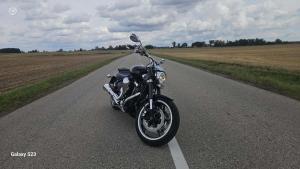 Black Yamaha Warrior 2006 in Radviliskis, with an engine capacity of 1.70 L and mileage of 30 thousand km for 5500 €, photo 5 on AUTOMOTO.COM.LV