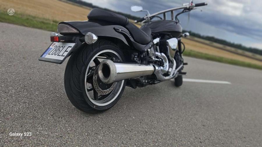 Black Yamaha Warrior 2006 in Radviliskis, with an engine capacity of 1.70 L and mileage of 30 thousand km for 5500 €, photo 10 on AUTOMOTO.COM.LV