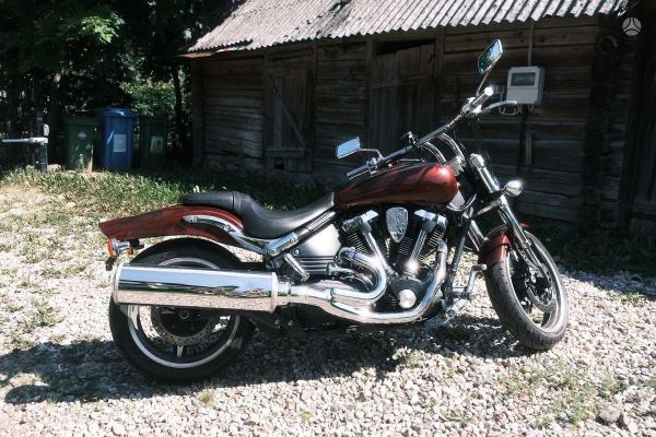 Красный Ямаха Warrior 2005 в Вильнюс, объемом двигателя 1.67 л и пробегом 37 тыс. км за 5500 €, фото 3 на AUTOMOTO.COM.LV