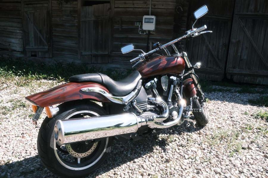 Sarkans Yamaha Warrior 2005 Viļņa, ar dzinēja tilpumu 1.67 L un nobraukumu 37 tūkst. km par 5500 €, foto 5 vietnē AUTOMOTO.COM.LV