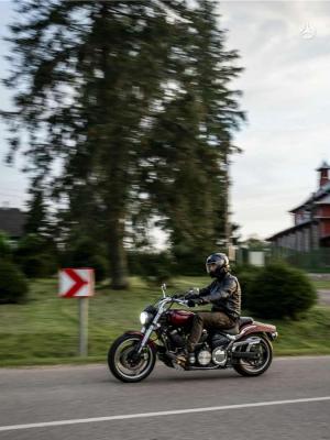 Sarkans Yamaha Warrior 2005 Viļņa, ar dzinēja tilpumu 1.67 L un nobraukumu 37 tūkst. km par 5500 €, foto 13 vietnē AUTOMOTO.COM.LV