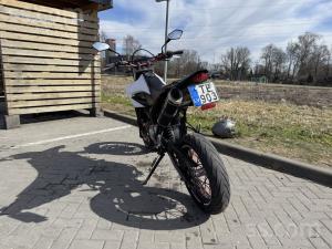 Yamaha WR 125 2009 in Riga, with an engine capacity of 0.13 L and mileage of 0 thousand km for 2000 €, photo 4 on AUTOMOTO.COM.LV