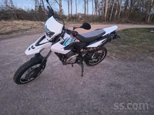 Ямаха WR 125 2009 в Даугавпилс, объемом двигателя 0.13 л и пробегом 0 тыс. км за 2100 €, фото 1 на AUTOMOTO.COM.LV