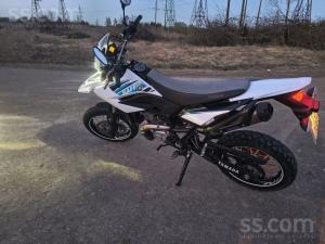 Ямаха WR 125 2009 в Даугавпилс, объемом двигателя 0.13 л и пробегом 0 тыс. км за 2100 €, фото 6 на AUTOMOTO.COM.LV
