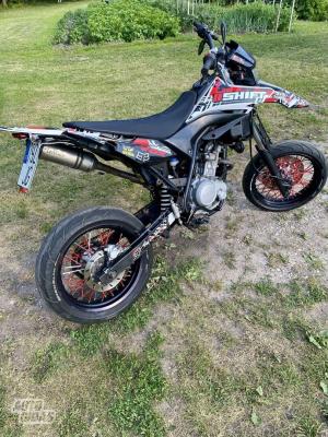 Yamaha WR 125 2009 in Radviliskis, with an engine capacity of 0.13 L and mileage of 61 thousand km for 1500 €, photo 3 on AUTOMOTO.COM.LV