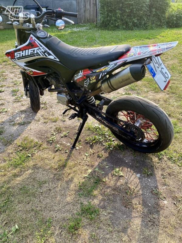 Yamaha WR 125 2009 in Radviliskis, with an engine capacity of 0.13 L and mileage of 61 thousand km for 1500 €, photo 3 on AUTOMOTO.COM.LV