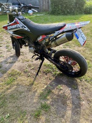 Yamaha WR 125 2009 in Radviliskis, with an engine capacity of 0.13 L and mileage of 61 thousand km for 1500 €, photo 4 on AUTOMOTO.COM.LV