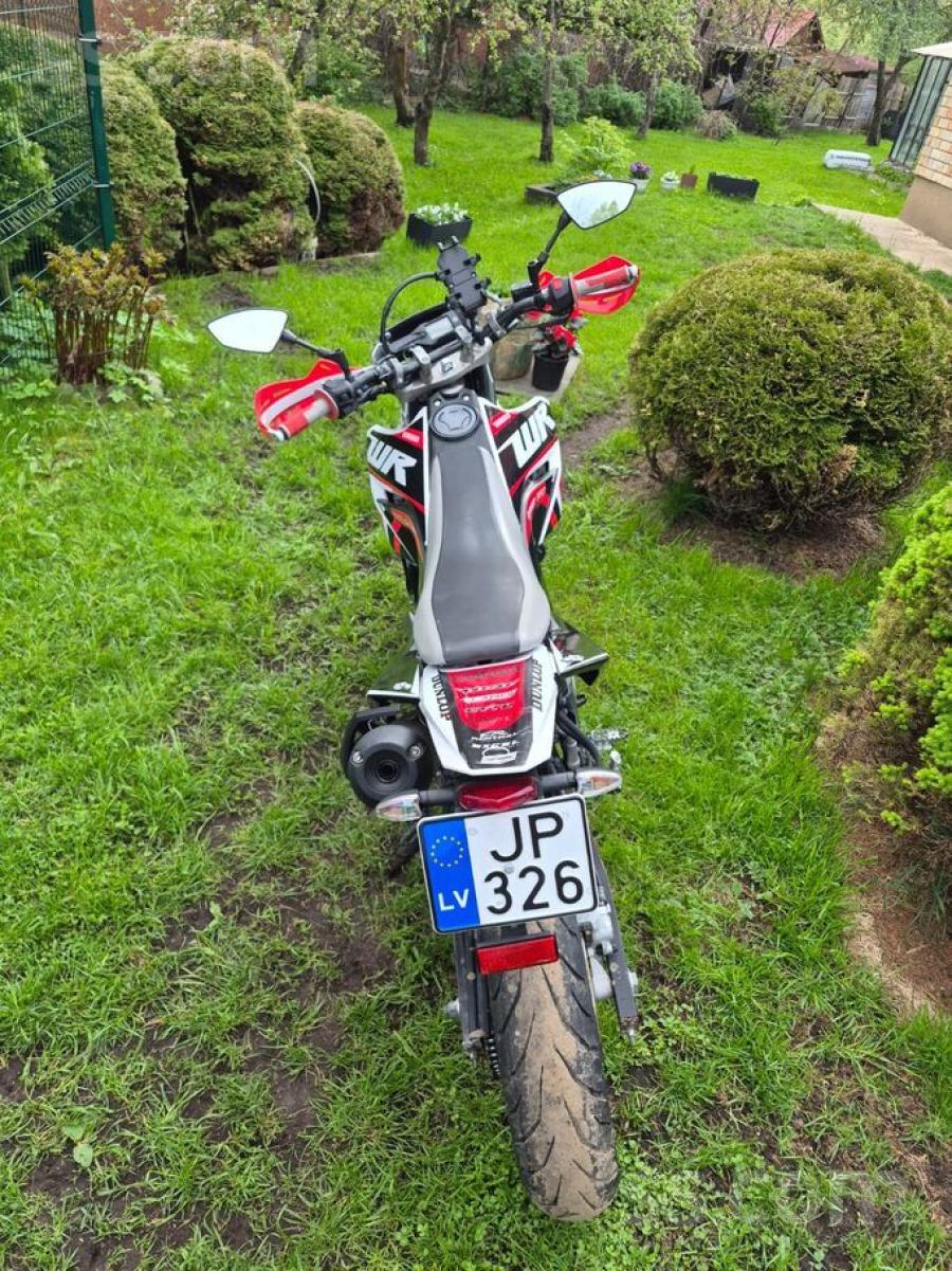 Ямаха WR 125 2011 в Лимбажи, объемом двигателя 0.13 л и пробегом 0 тыс. км за 2900 €, фото 6 на AUTOMOTO.COM.LV