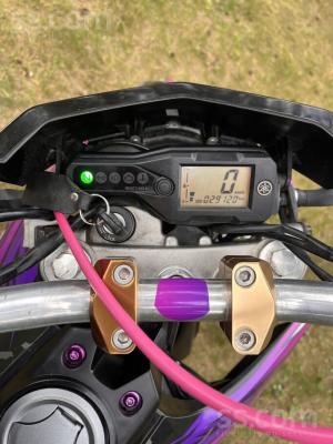 Yamaha WR 125R 2009 in Dobele, with an engine capacity of 0.13 L and mileage of 0 thousand km for 2300 €, photo 7 on AUTOMOTO.COM.LV