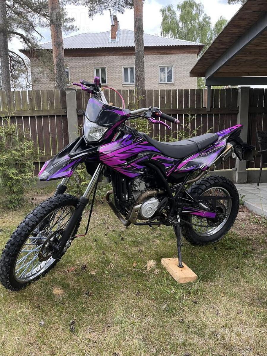 Yamaha WR 125R 2009 Dobele, ar dzinēja tilpumu 0.13 L un nobraukumu 0 tūkst. km par 1950 €, foto 1 vietnē AUTOMOTO.COM.LV