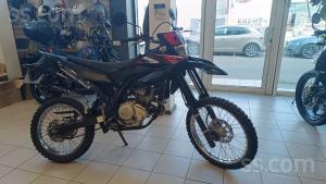 Yamaha WR 125R 2009 Rīga, ar dzinēja tilpumu 0.13 L un nobraukumu 0 tūkst. km par 2000 €, foto 3 vietnē AUTOMOTO.COM.LV
