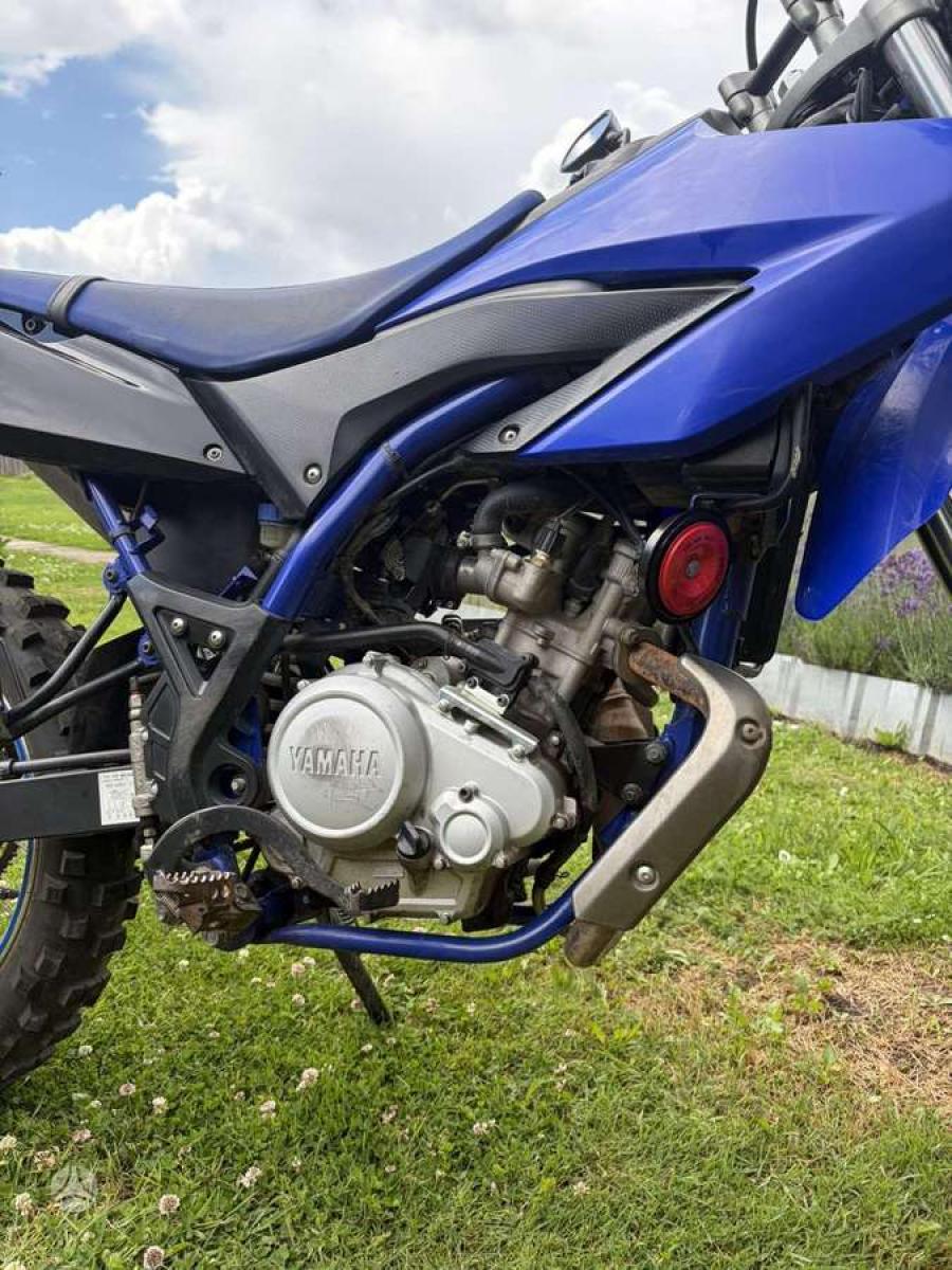 Ямаха WR 125R 2010 в Утена, объемом двигателя 0.13 л и пробегом 25 тыс. км за 2000 €, фото 1 на AUTOMOTO.COM.LV