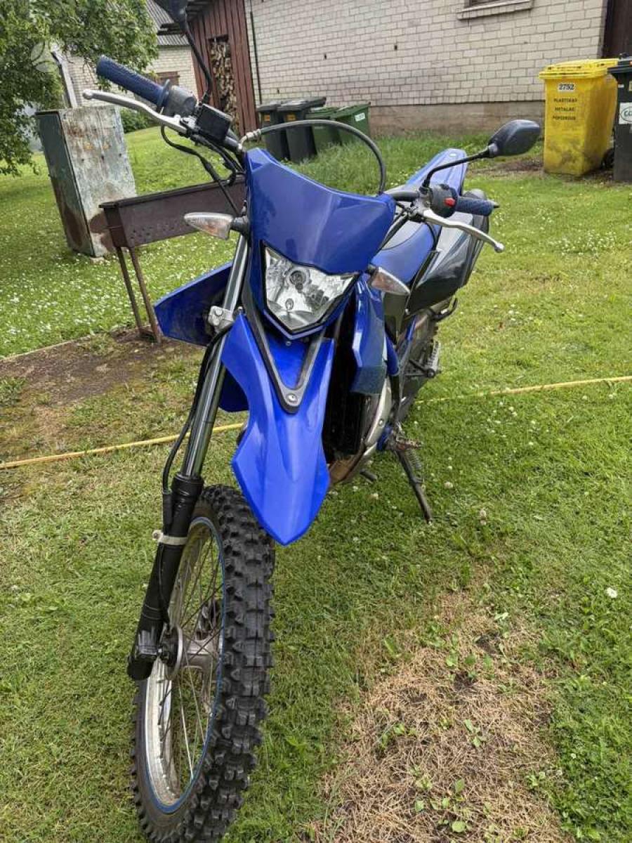 Ямаха WR 125R 2010 в Утена, объемом двигателя 0.13 л и пробегом 25 тыс. км за 2000 €, фото 7 на AUTOMOTO.COM.LV