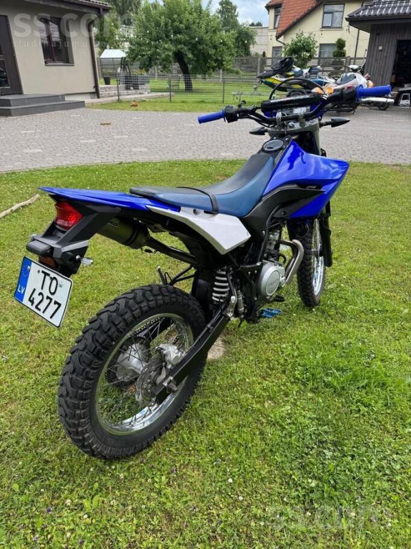 Yamaha WR 125R 2011 in Limbazi, with an engine capacity of 0.13 L and mileage of 0 thousand km for 2550 €, photo 2 on AUTOMOTO.COM.LV