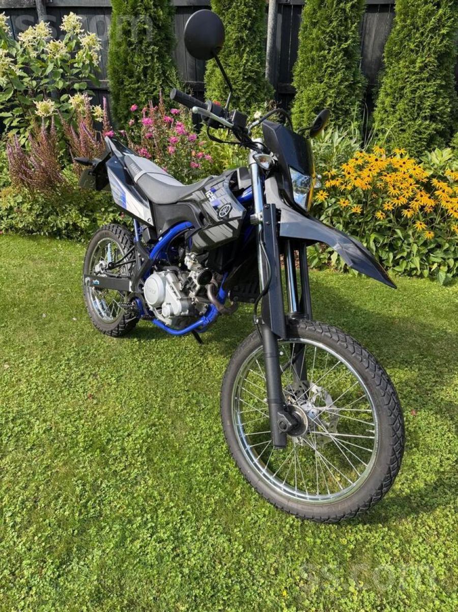 Ямаха WR 125R 2015 в Рига, объемом двигателя 0.13 л и пробегом 0 тыс. км за 3000 €, фото 3 на AUTOMOTO.COM.LV
