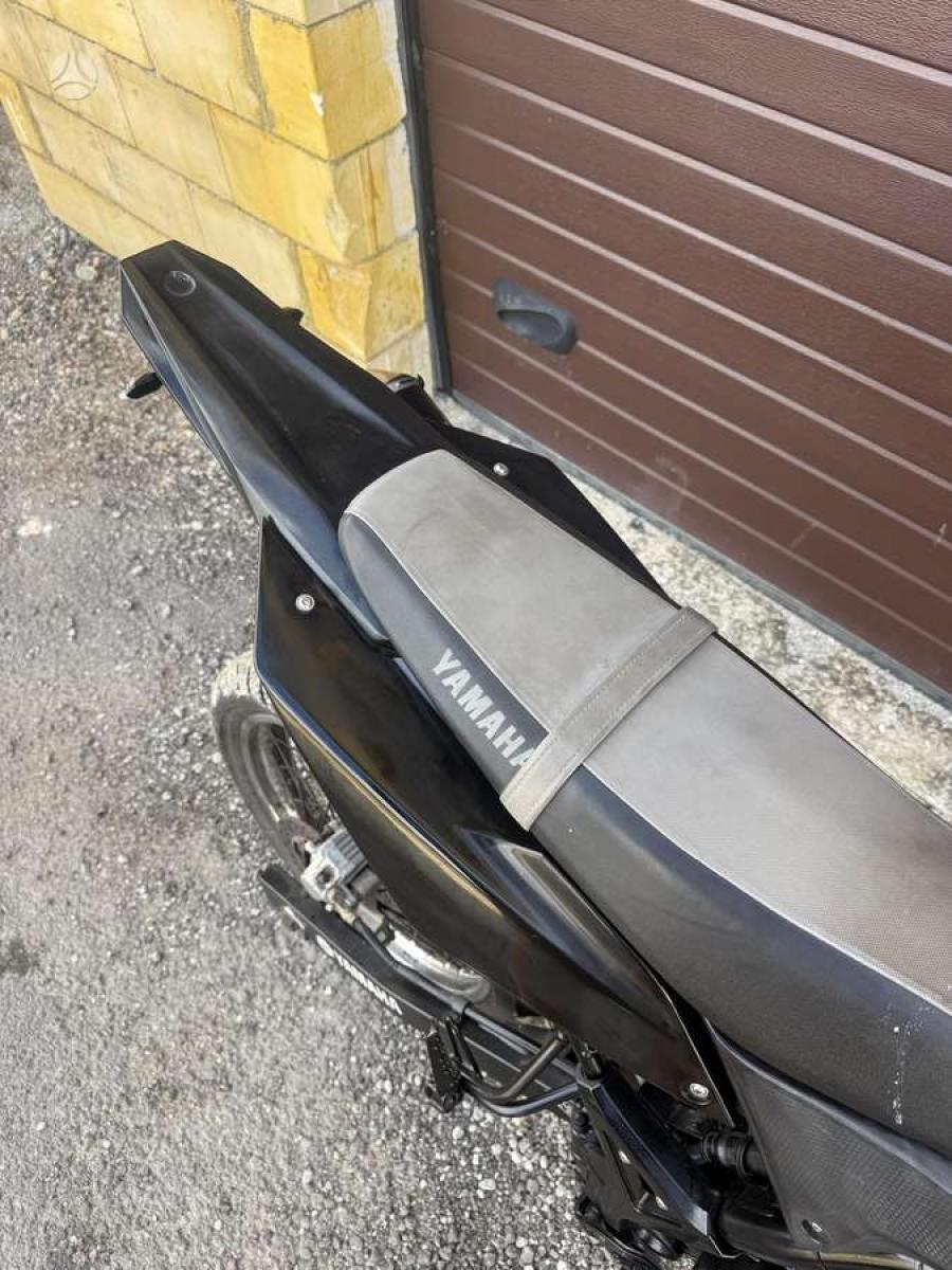 Black Yamaha WR 125X 2009 in Vilkaviskis, with an engine capacity of 0.13 L and mileage of 40 thousand km for 1100 €, photo 8 on AUTOMOTO.COM.LV